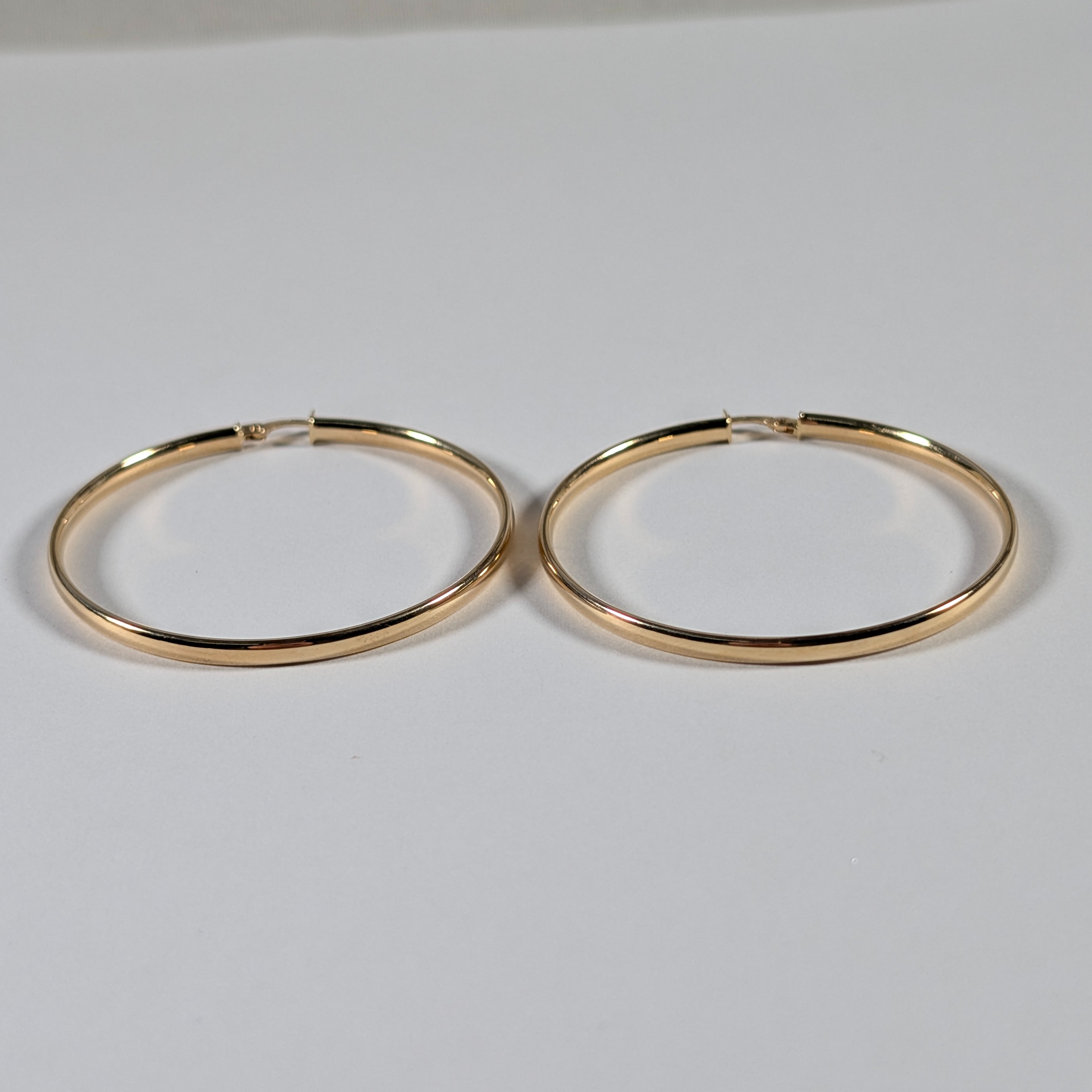 Pre-owned 9ct Gold Plain Big Round Hoop Earrings - Own4Less